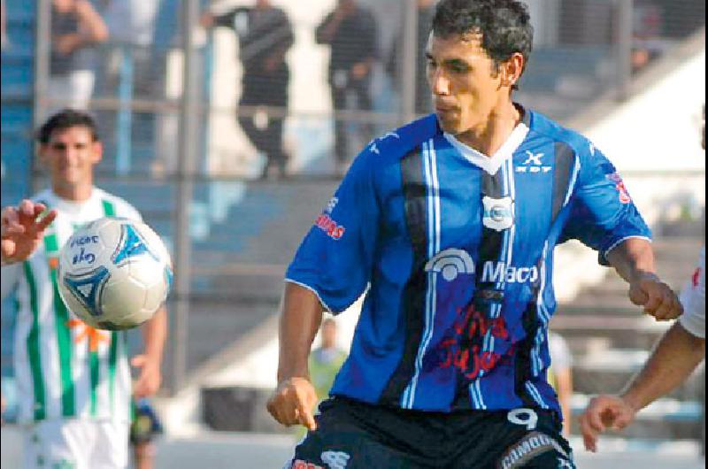 Juan Arraya confesó que lo tentó el llamado de Ragusa - El delantero ...