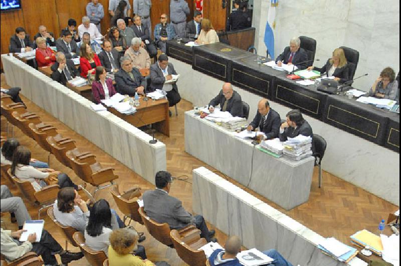 Pidieron ampliar cargos contra Musa Azar Curi, Tomás Garbi y Martas ...