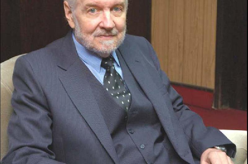 El Dr. José Rivas dictará el curso "Itinerario de la literatura ...