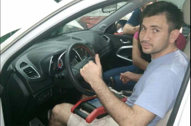 Enzo Malter el santiagueño que fue elegido como el mejor mecánico ...