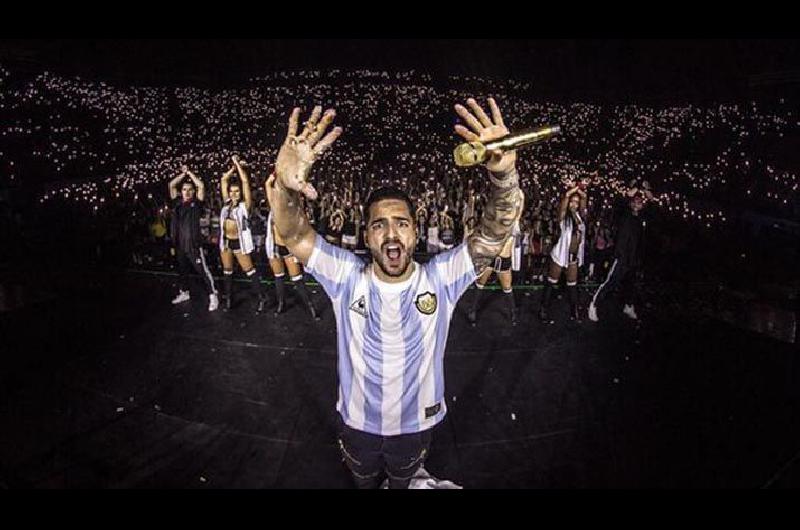 Maluma cumple hoy 23 años: Conocé la historia del cantante del momento ...
