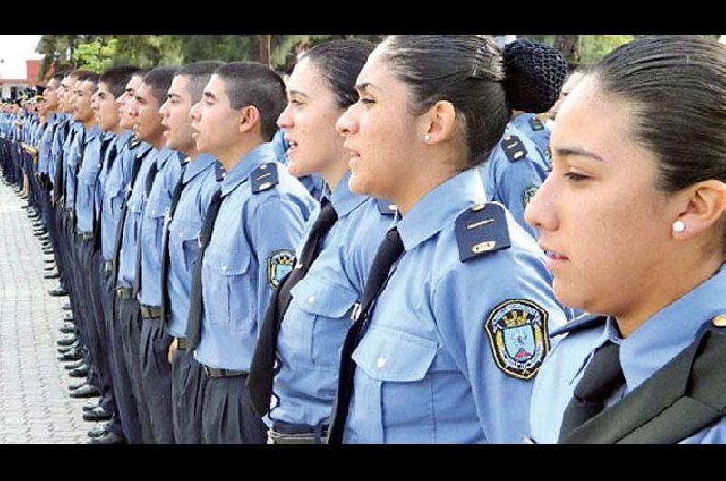 El Liceo Policial abre sus puertas a los futuros bachilleres con ...