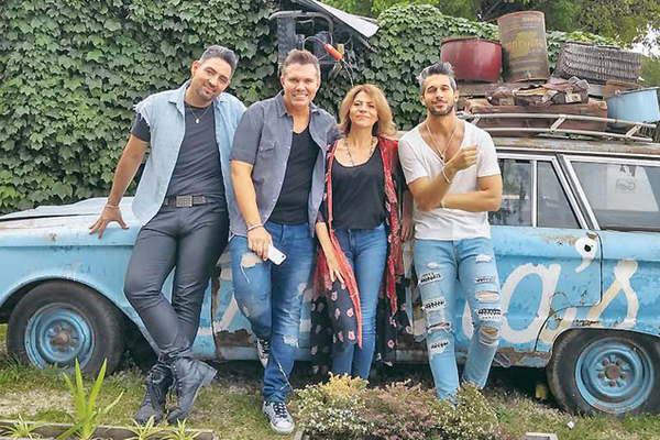 Temas propios y clásicos en las voces de Franco Favini, Paolo y Bruno ...