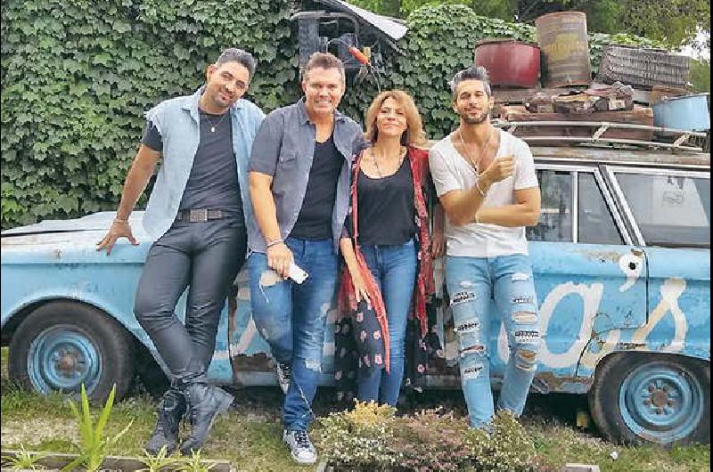 Temas propios y clásicos en las voces de Franco Favini, Paolo y Bruno ...