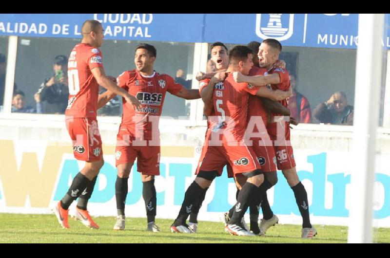 VIDEO | Mirá el gol de Nicolás Femia que le dió la victoria al Ferro ...