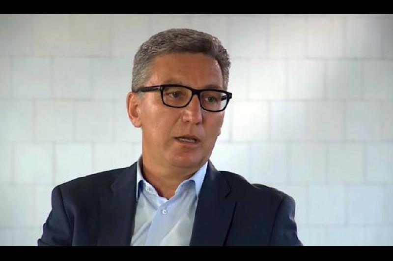 Carlos Moltini dejará de ser CEO de Telecom-Cablevisión: lo reemplazará ...