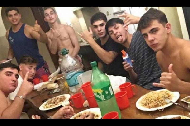 “Pegale, matalo”, arengó un rugbier, previo al crimen - “Pegale, matalo ...