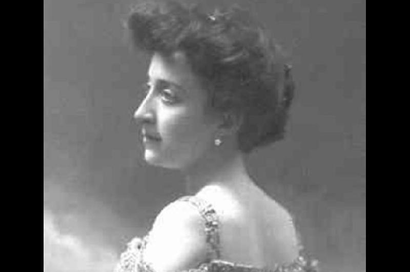 Regina Pacini de Alvear - A 150 años de su nacimiento - Eduardo ...