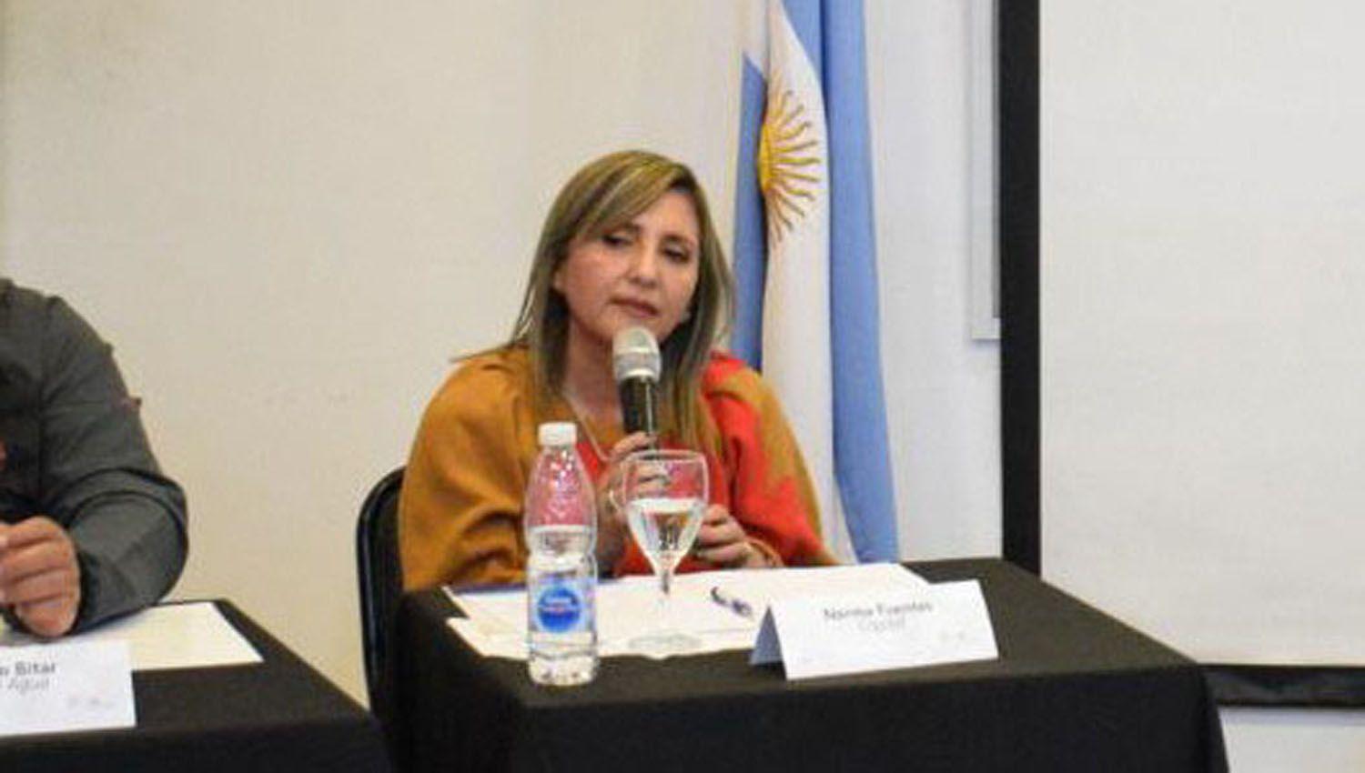 Norma Fuentes puso de relieve la campaña de forestación en capital - La ...