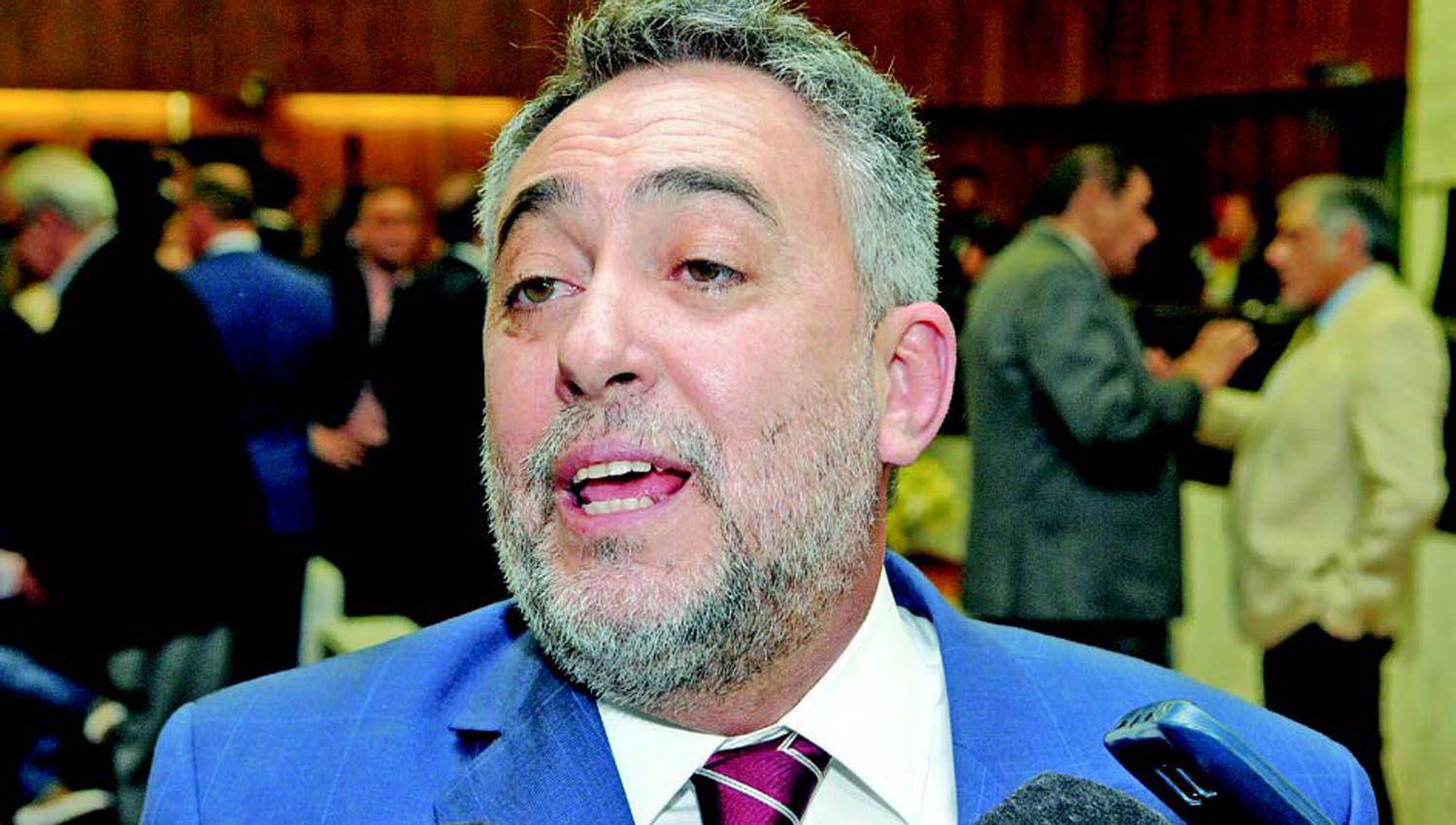 El Dr. Argibay explicó por qué resulta fundamental la colaboración de ...