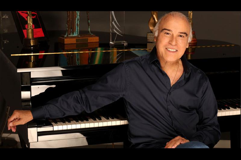 Gran distinción para el cantautor Paz Martínez - El reconocido cantante ...