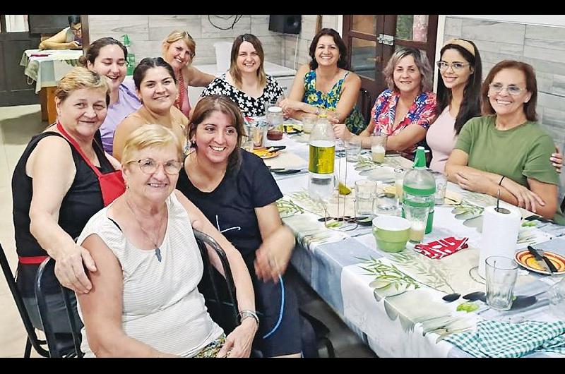 Una exreina de la belleza de Puerto Rico visita la Colonia Jaime - La ...
