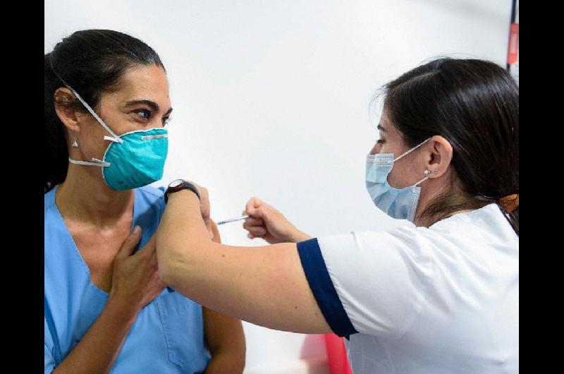 Contra el coronavirus: actualizan las recomendaciones para la vacuna de refuerzo - Los ...