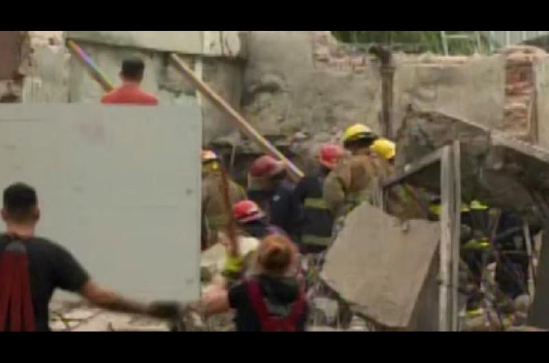Encuentran sin vida a un obrero en el derrumbe de la obra en construcción: estaba atrapado entre ...
