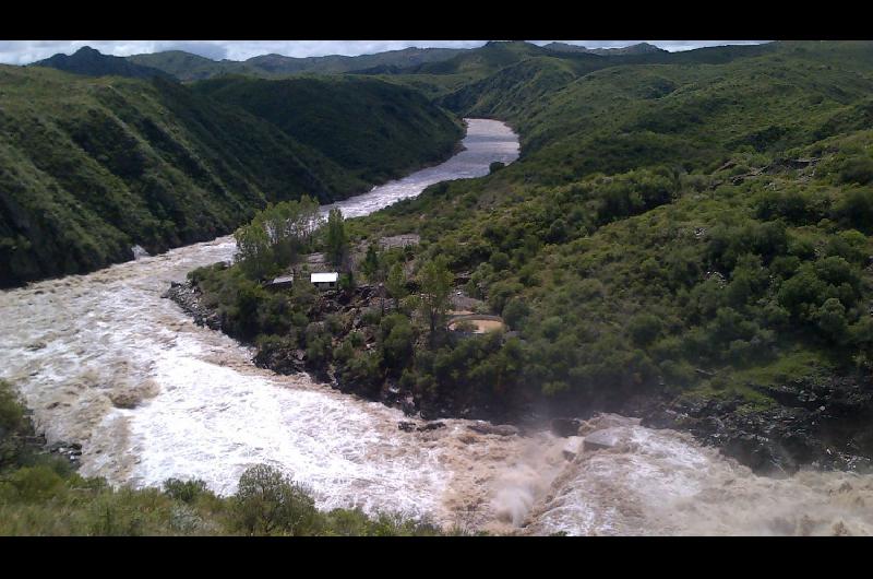 Río Atuel, el río robado - Por Pedro Patzer.