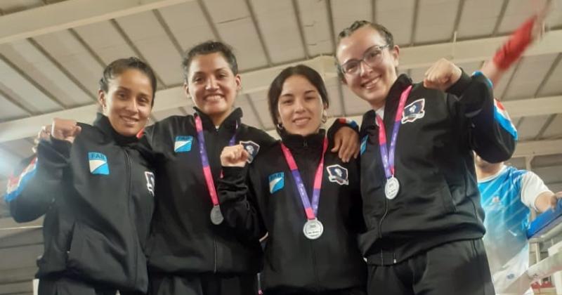 El boxeo femenino de Santiago trajo tres medallas del Nacional de San Luis - Lena Paz Ferro y ...