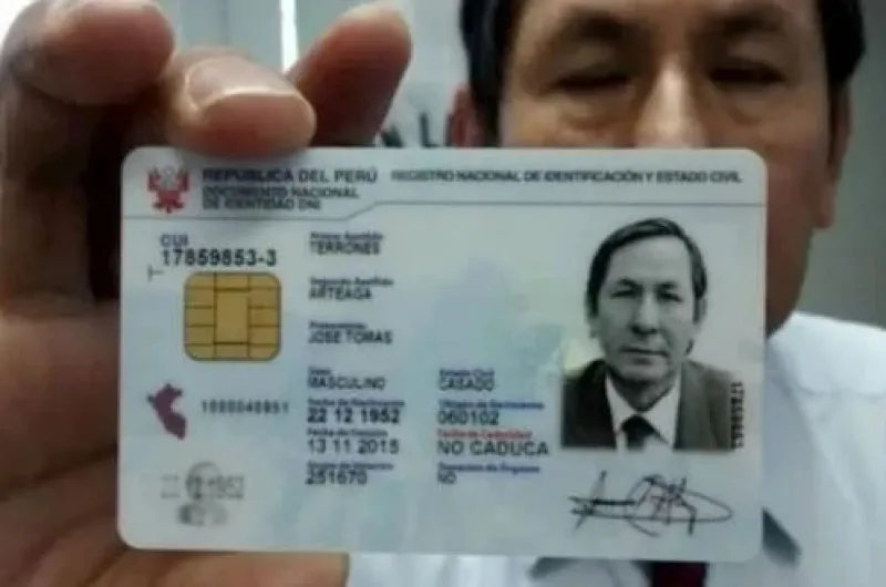 El Renaper lanza el nuevo DNI electrónico con chip y código QR - Se ...