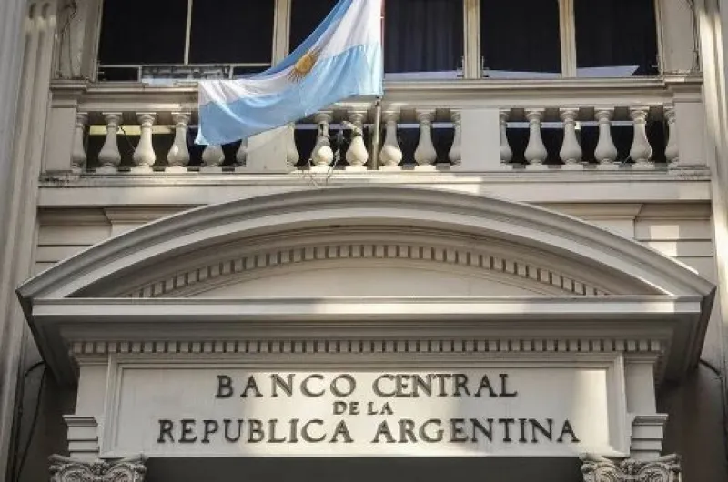 El Banco Central difundió nuevos lineamientos monetarios y cambiarios - Acompañan al paquete de ...