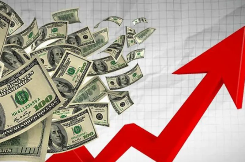 Tras las primeras medidas del Gobierno, el dólar blue sube $80 y se ...