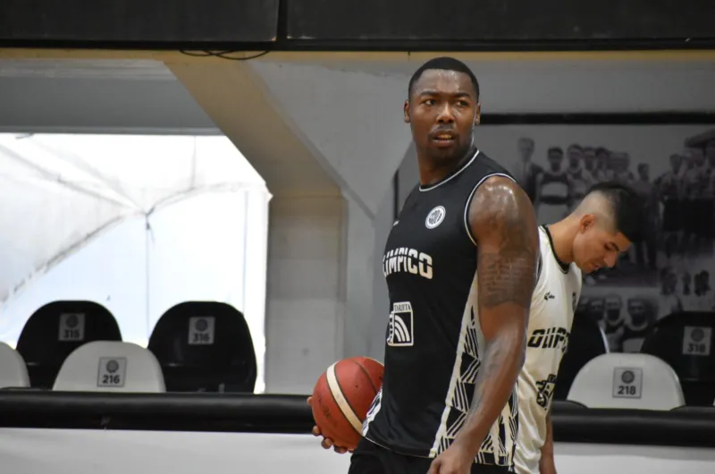 Olímpico: Chris Perry reemplaza a Devon Collier - El flamante jugador ...