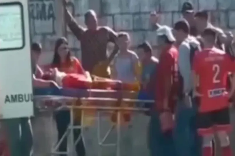 Un jugador murió tras golpearse la cabeza contra una pared en pleno ...