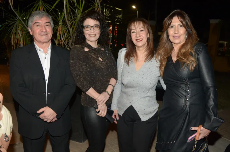 PREMIOS PERSONALIDADES DESTACADAS 2024 - Con la presencia de la actriz y modelo Verónica Varano ...