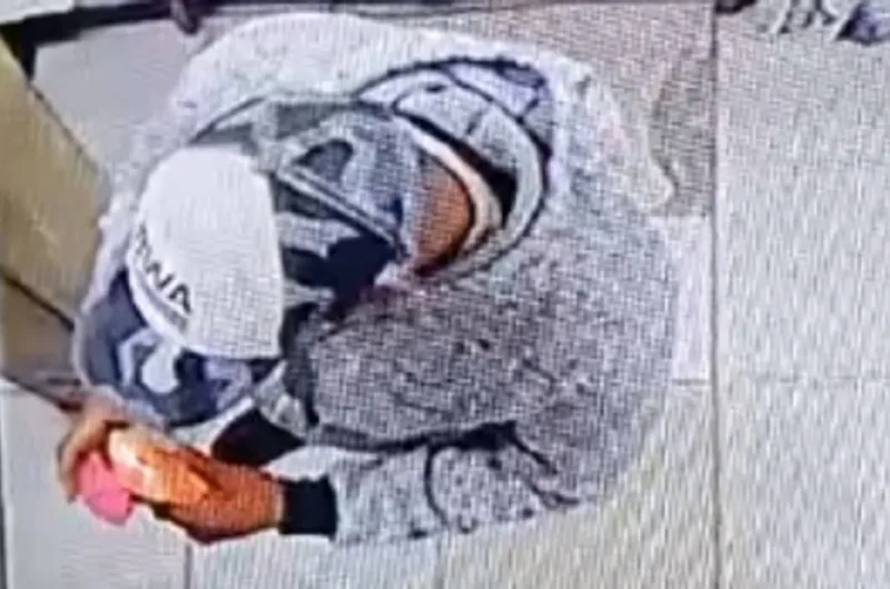 VIDEO: las cámaras lo captaron robando crema enjuague de un súper de Las Termas - En un comercio ...