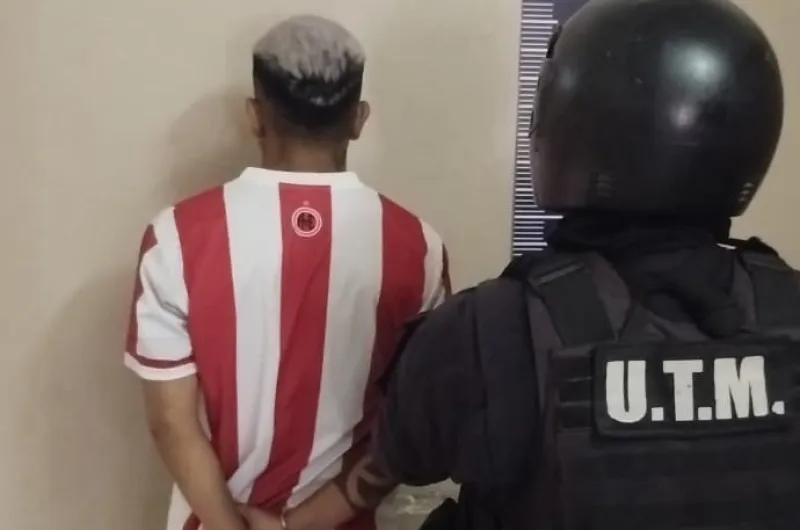 Secuestran Droga Dinero Y Vehículo En Operativo Policial En El B