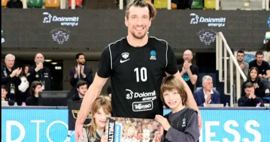 Andrés "Toto" Forray, orgullo de su familia en Santiago del Estero ...