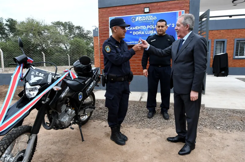 El Jefe de Gabinete inauguró un Destacamento Policial en Doña Luisa ...