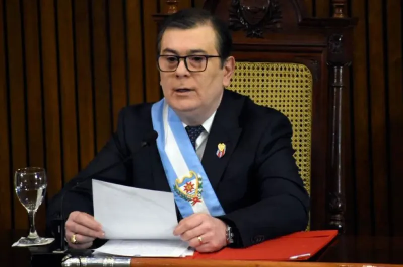 Zamora anunció el pago de un bono de $500 mil para la administración ...