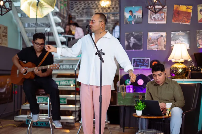 Bampi Caliah, desde México al mundo con una propuesta músical ...