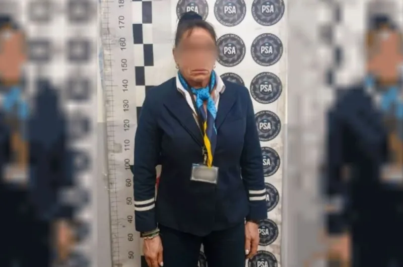 Una azafata de Aerolíneas Argentinas fue detenida por contrabandear ...